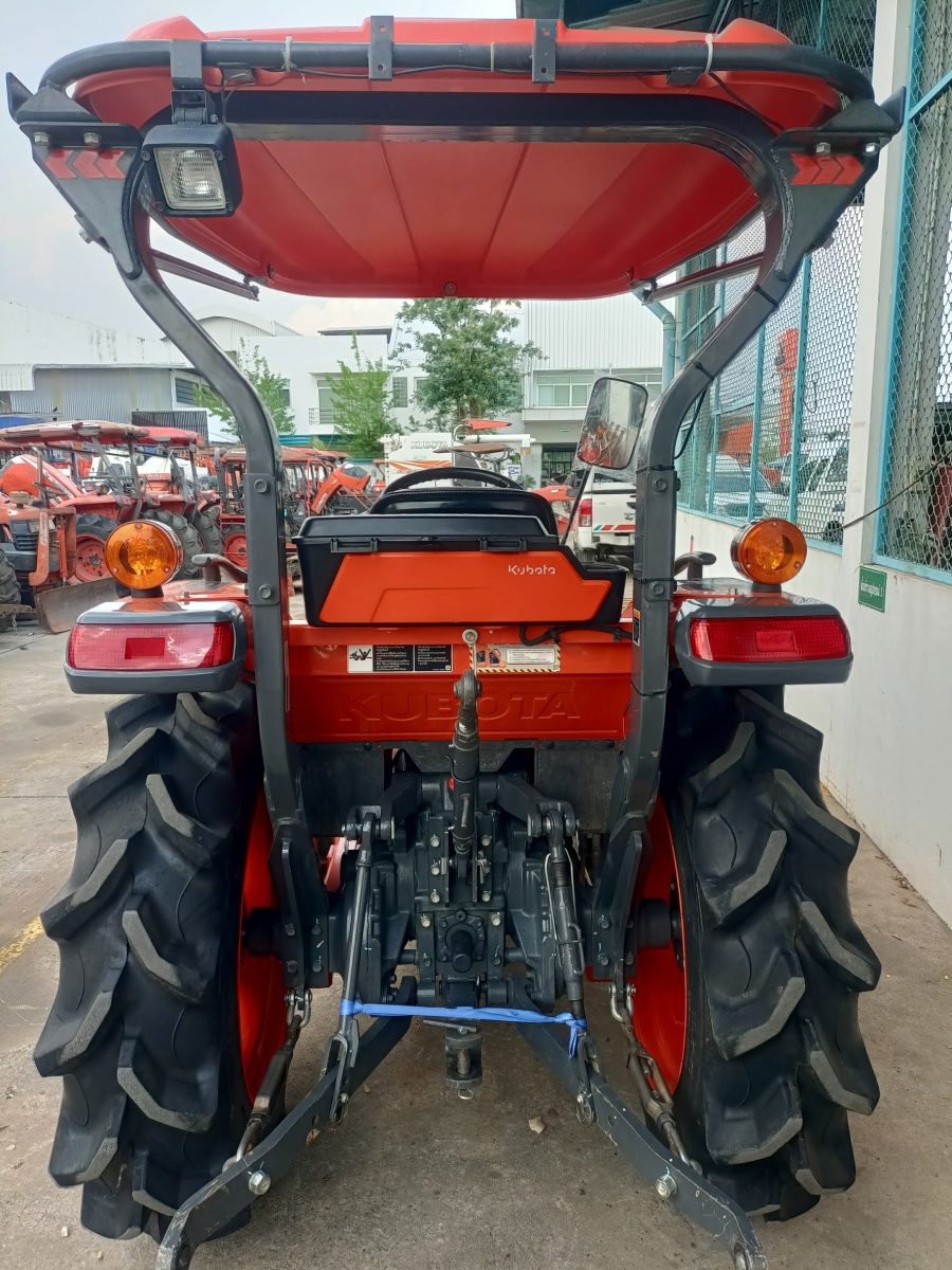 รถมือสอง คูโบต้าแม็กซ์ รุ่น L3218SP พร้อมใบมีดดันดินFD144E - กลุ่มบริษัทสยามยนต์